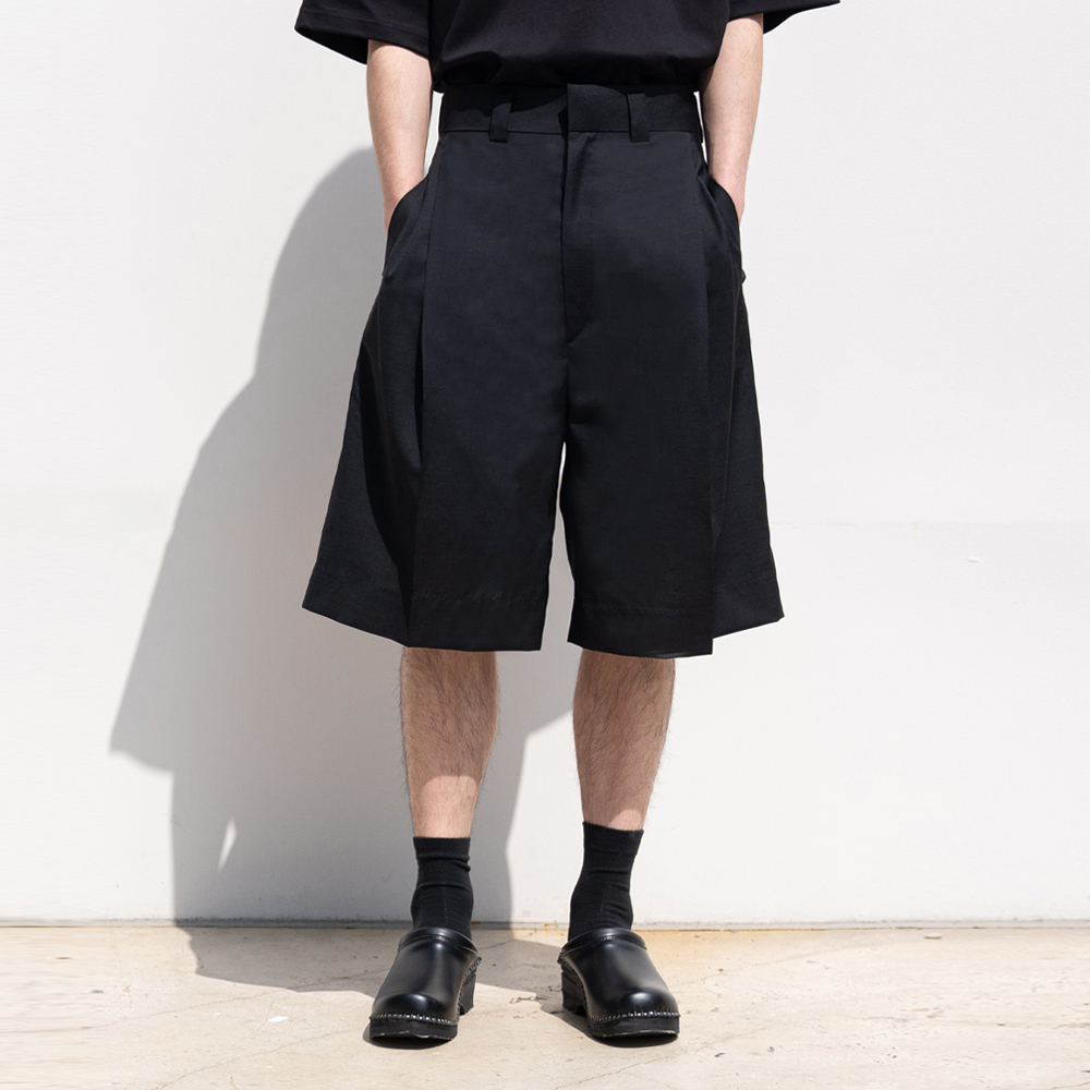 Wool wide-leg short pants - Black - OCO, 브랜드 편집샵 오씨오