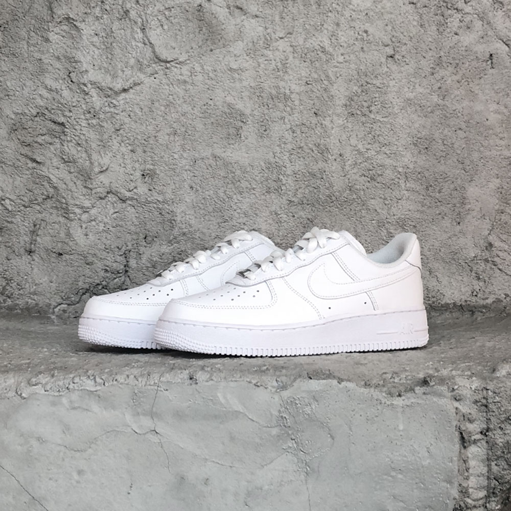 나이키 에어포스1 07로우 화이트 CW2288-111 - OCO, 브랜드 편집샵 오씨오